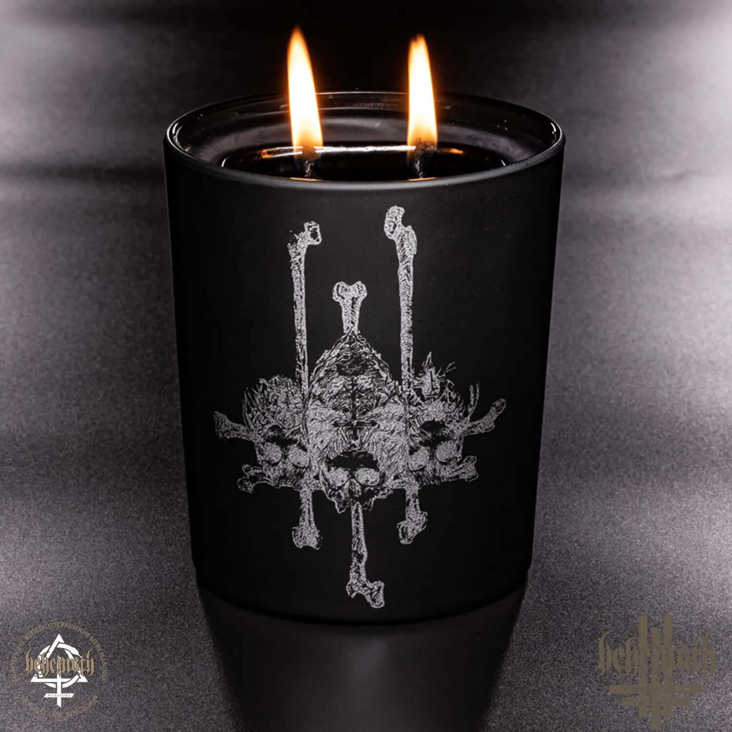 'Trivmviratvs' large Behemoth scented soy candle - black – Behemoth ...